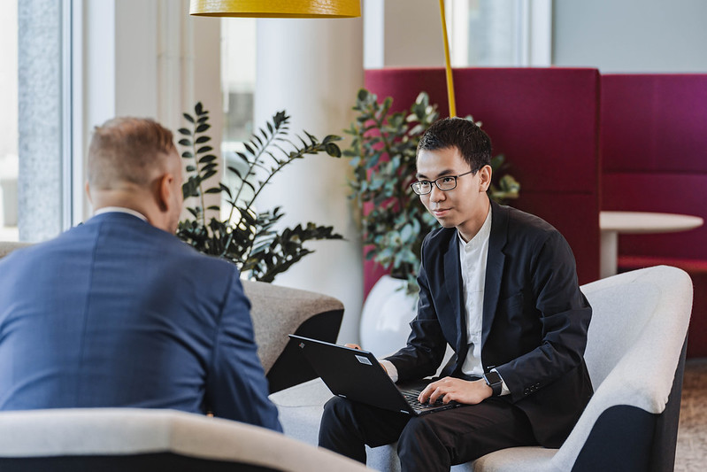 Experienced lawyers (from Senior Associate to Associate Partner), EY ...