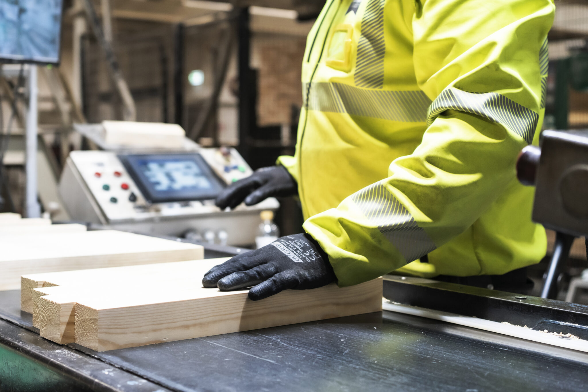 Tuotannontyöntekijöitä Suolahteen - Kurikka Timber Oy - Työpaikat ...