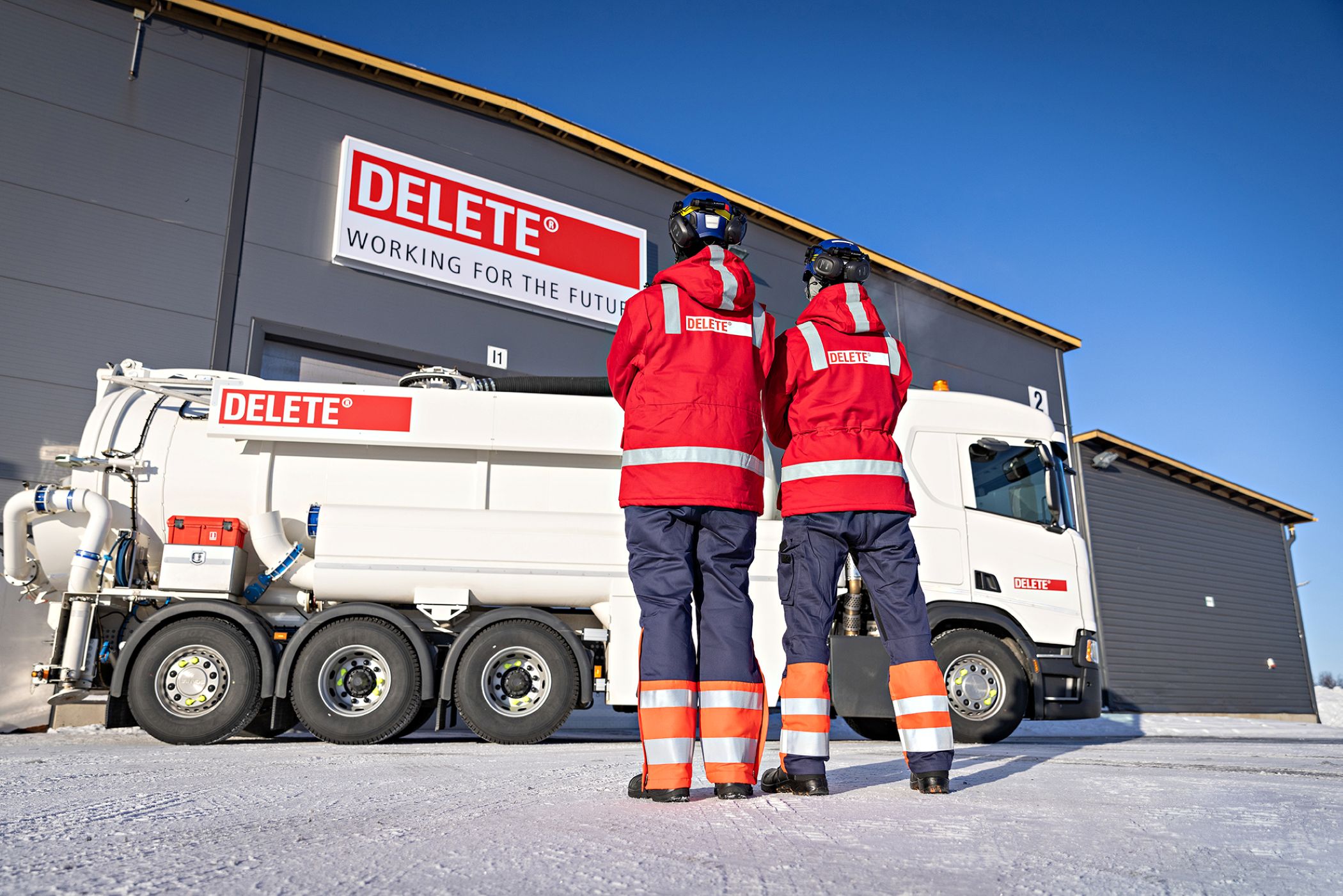 Teollisuuden puhdistustyöntekijöitä - Delete Finland Oy - Työpaikat ...